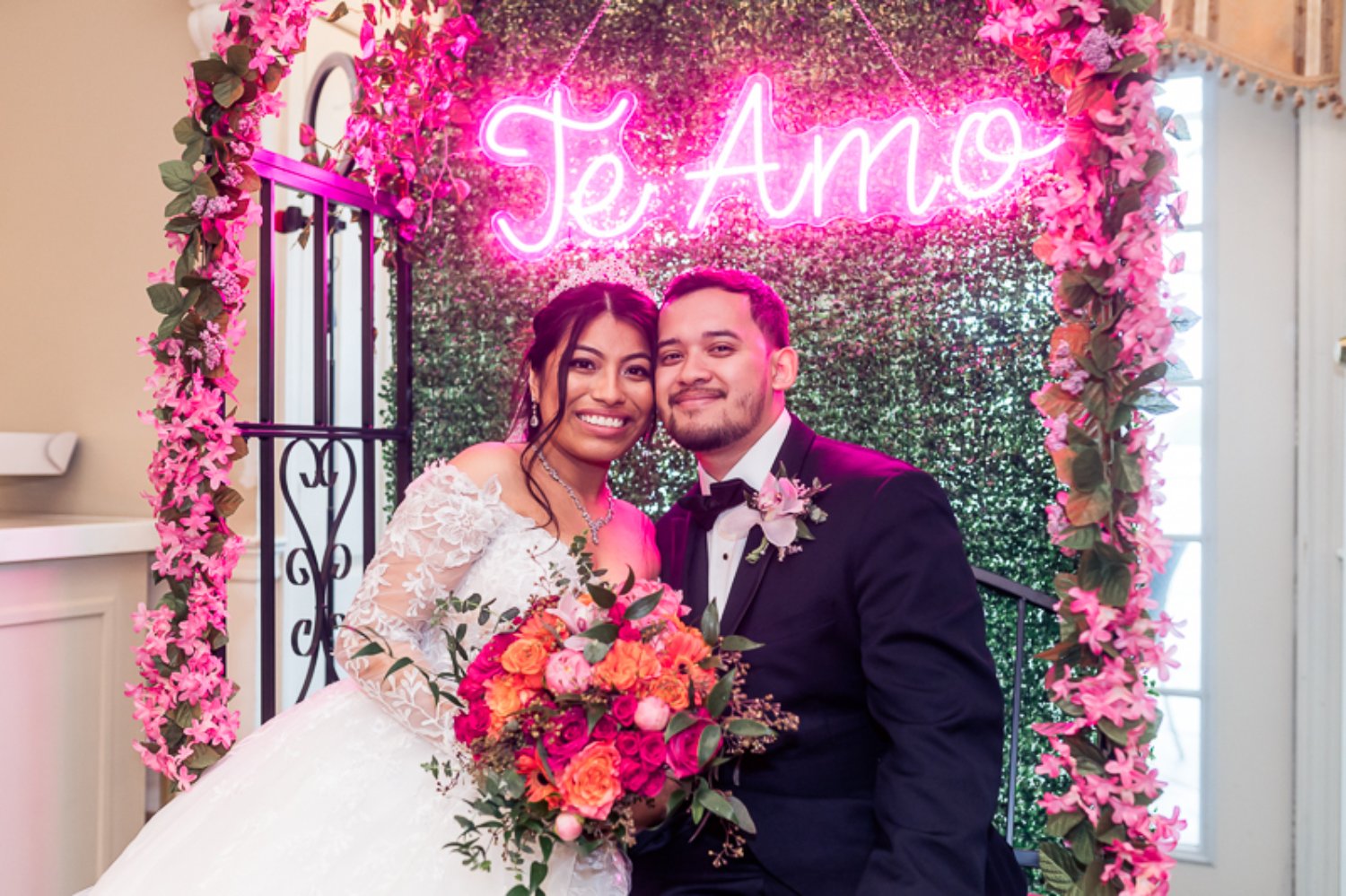 Plan Your Dream Wedding at the Historic Old Bermuda Inn